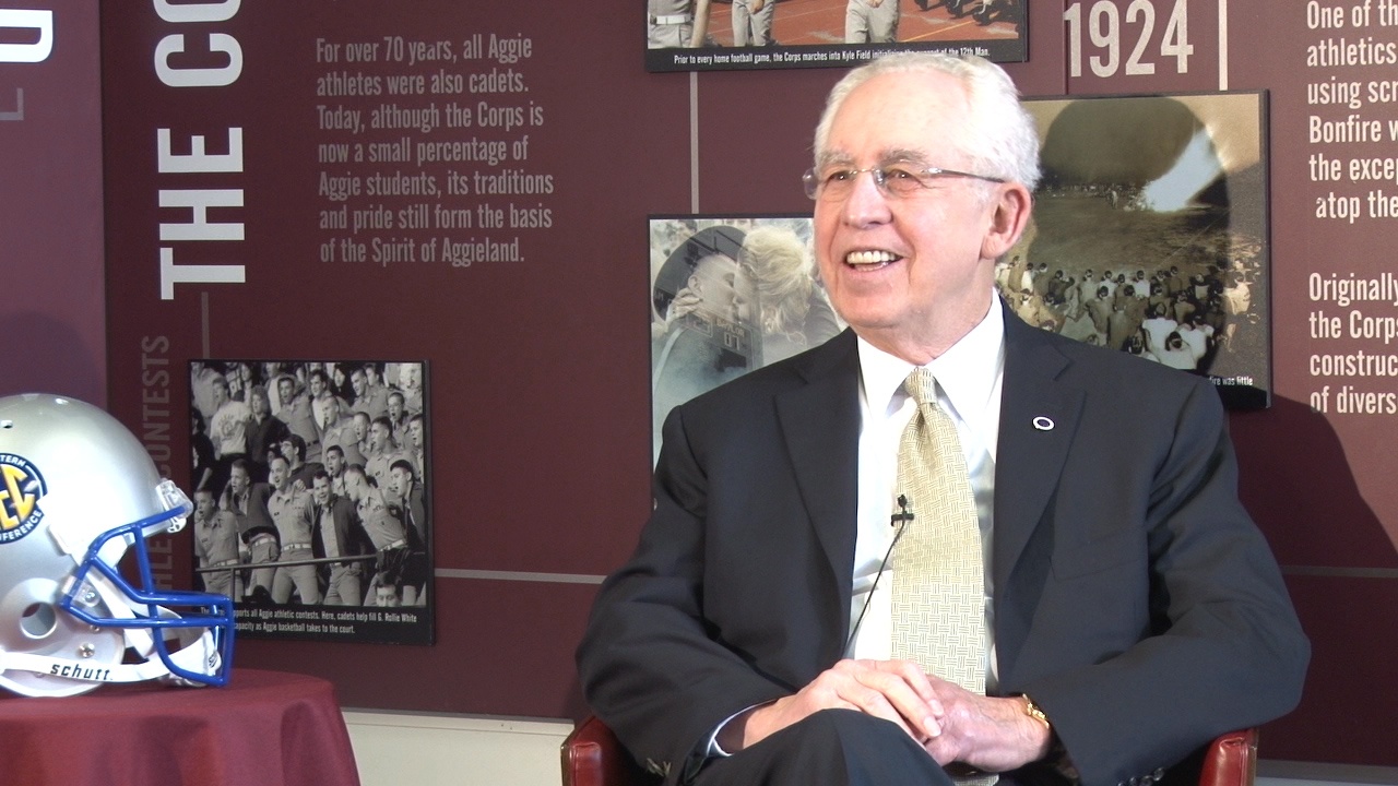 SEC commissioner Mike Slive meets with media on A&M campus | TexAgs