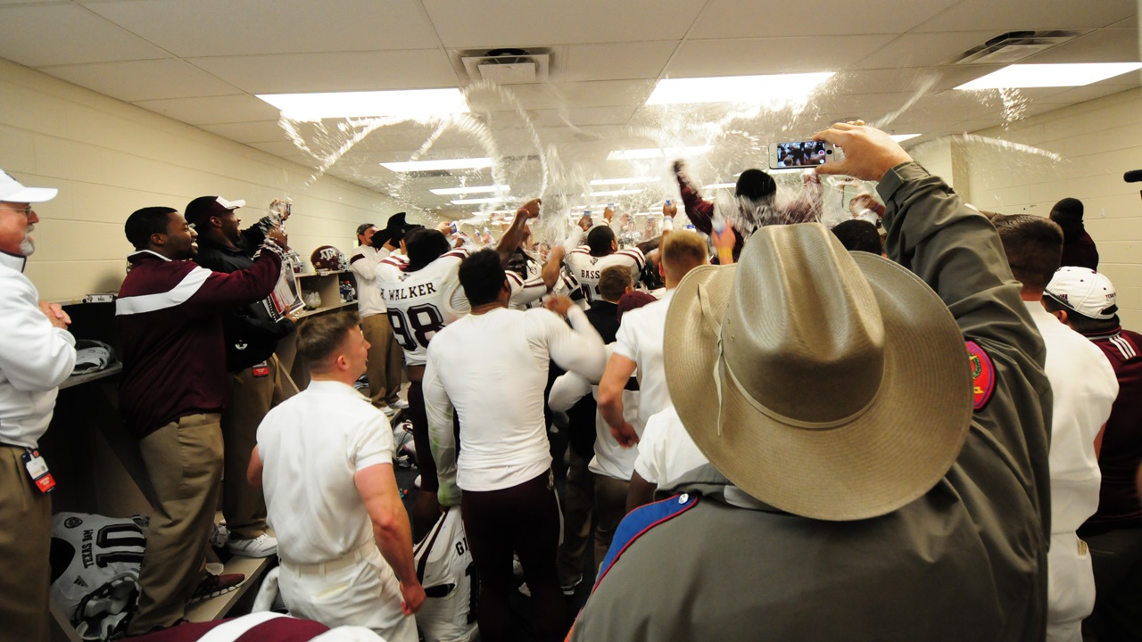 Aggies celebrate a huge upset in the Jordan-Hare locker room | TexAgs