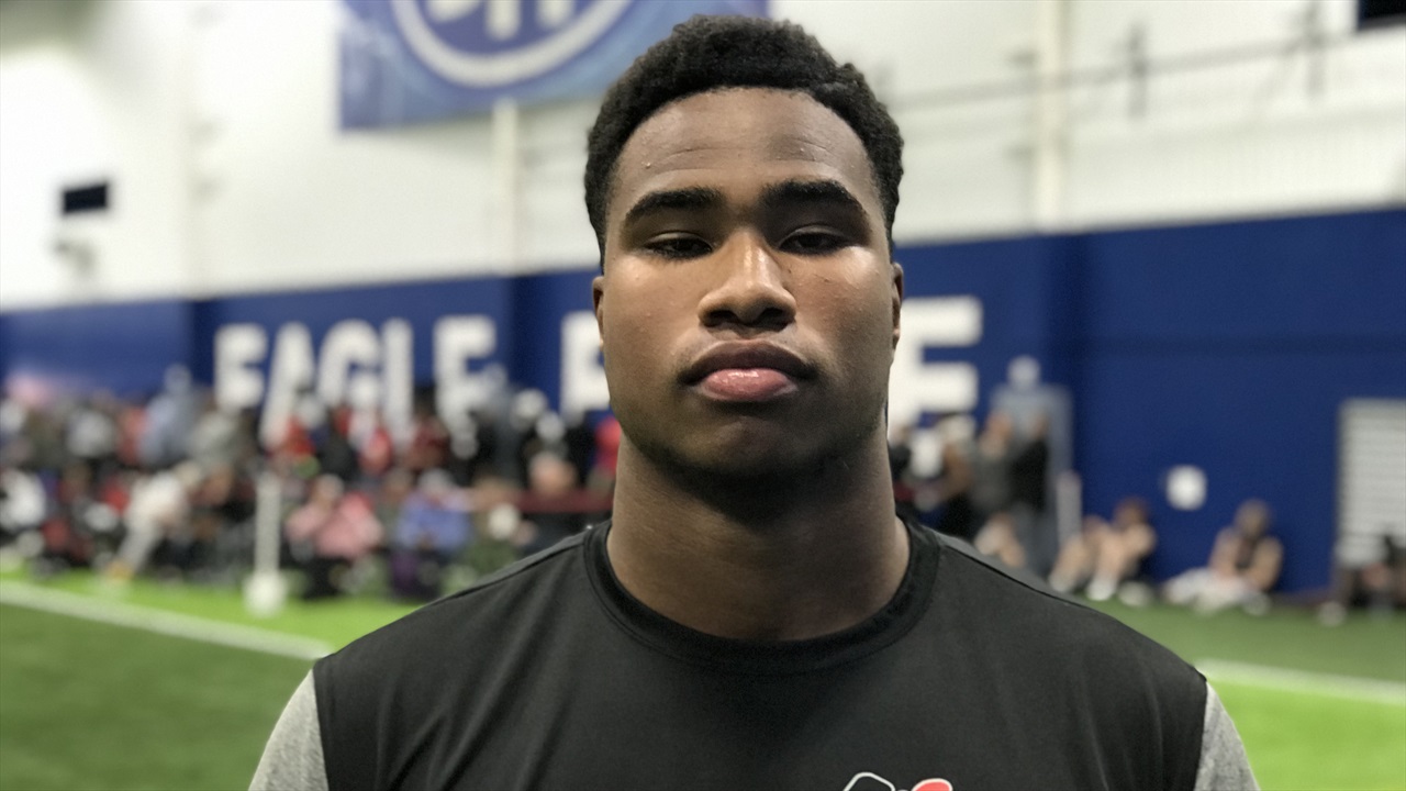 2020 Cy-Ridge DE Vernon Broughton forming bond with Terry Price | TexAgs