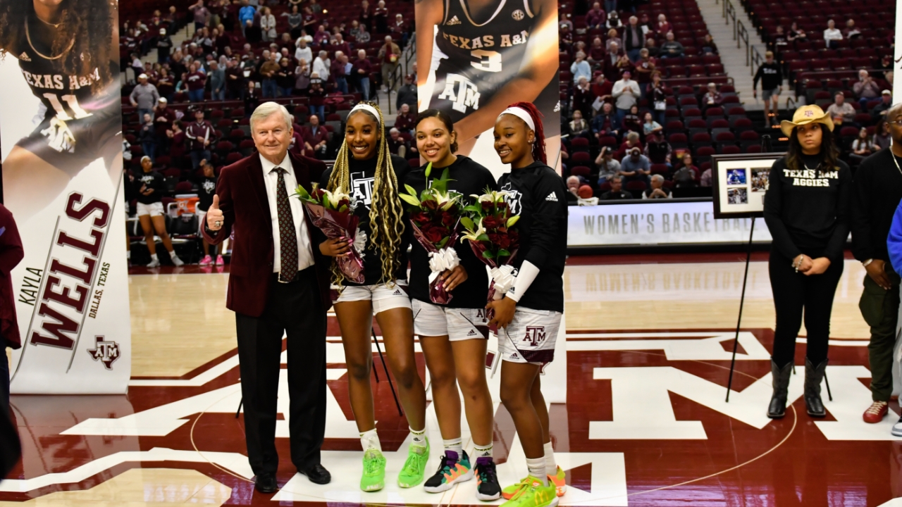 Photo Gallery: Alabama 81, Texas A&M 79 (2OT) | TexAgs