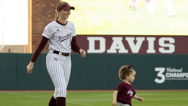 Madison Preston, Pitcher, | TexAgs