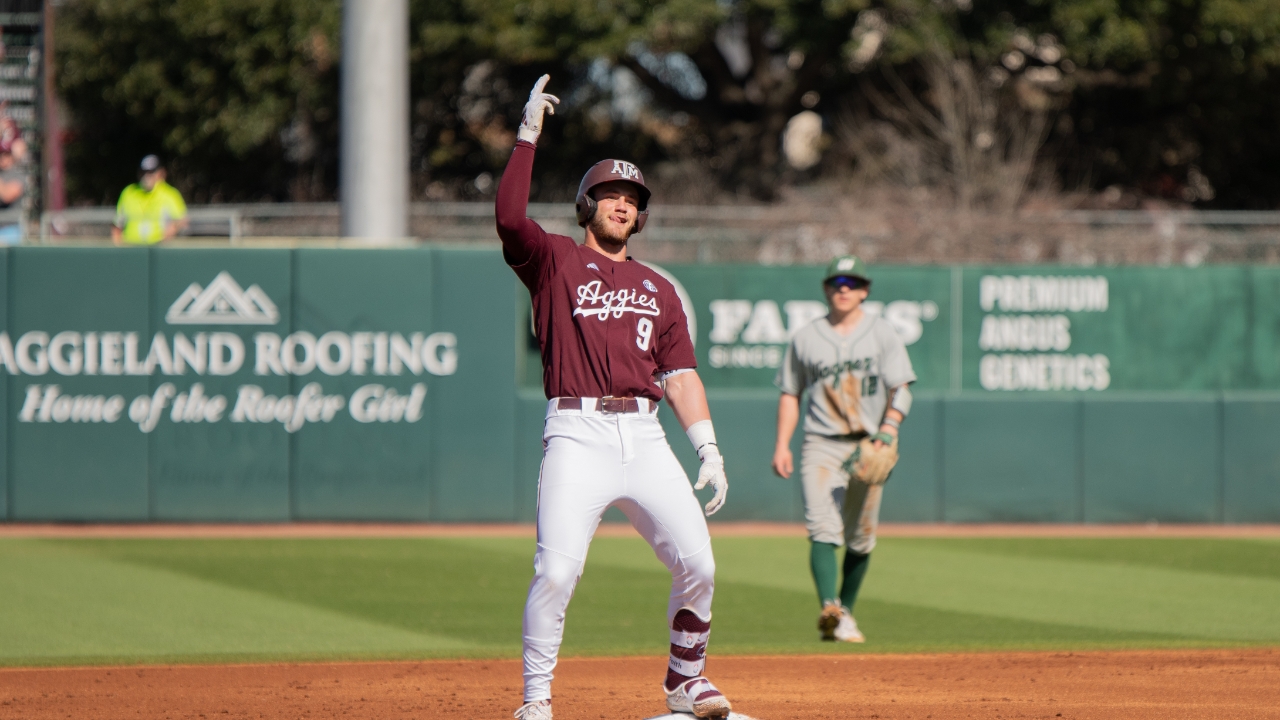 Photo Gallery: No. 8 Aggies improve to 7-0 with series sweep of Wagner ...