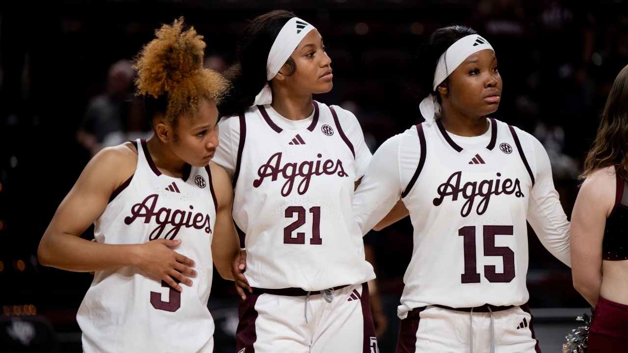 Photo Gallery: Ags pencil in win on 'Elementary School Day' at Reed ...