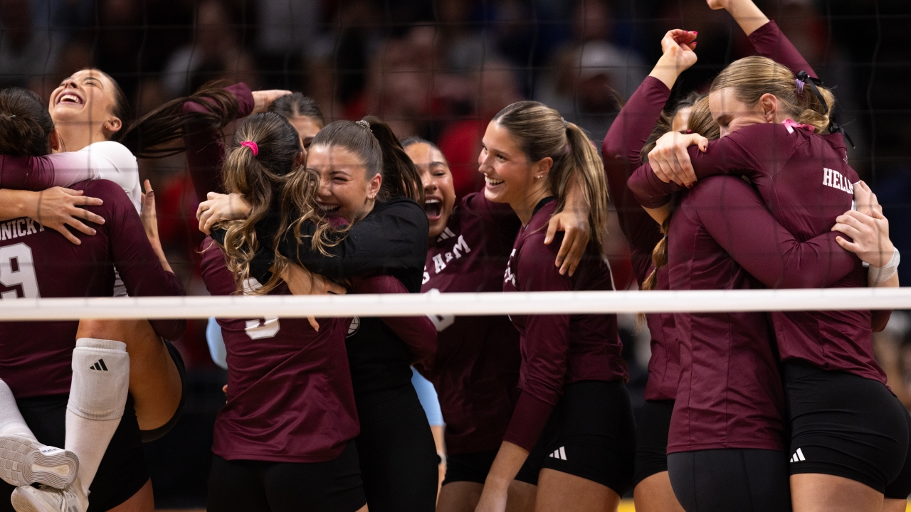 Aggies to play for national title after semifinal sweep of Pittsburgh ...